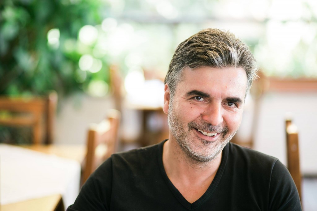 Team – Krambousa Taverna